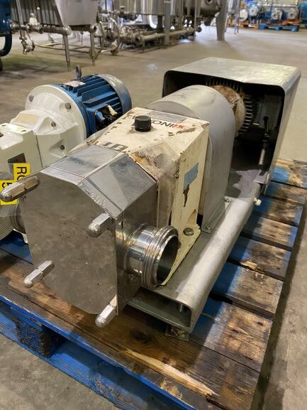 Used Inoxpa SLR 3-80 Hygienic Rotary Lobe Pump | Tanks and Vessels