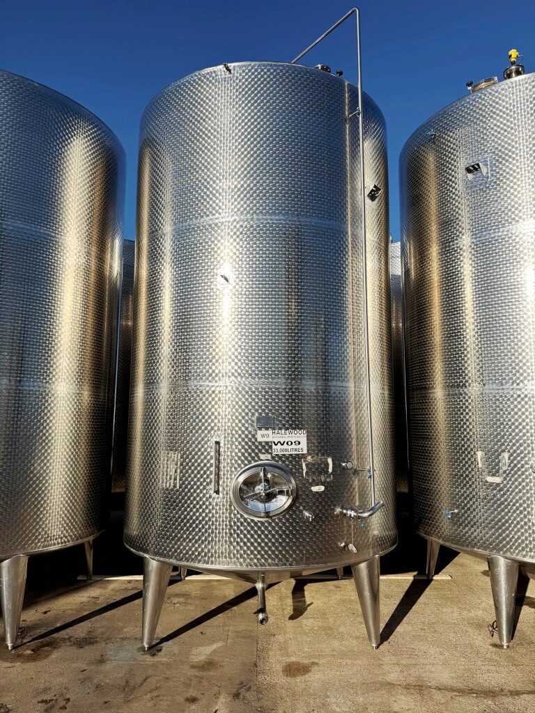 Used 30000 Litre / 6600 Gallons Vertical Stainless Steel 316L Mix ...