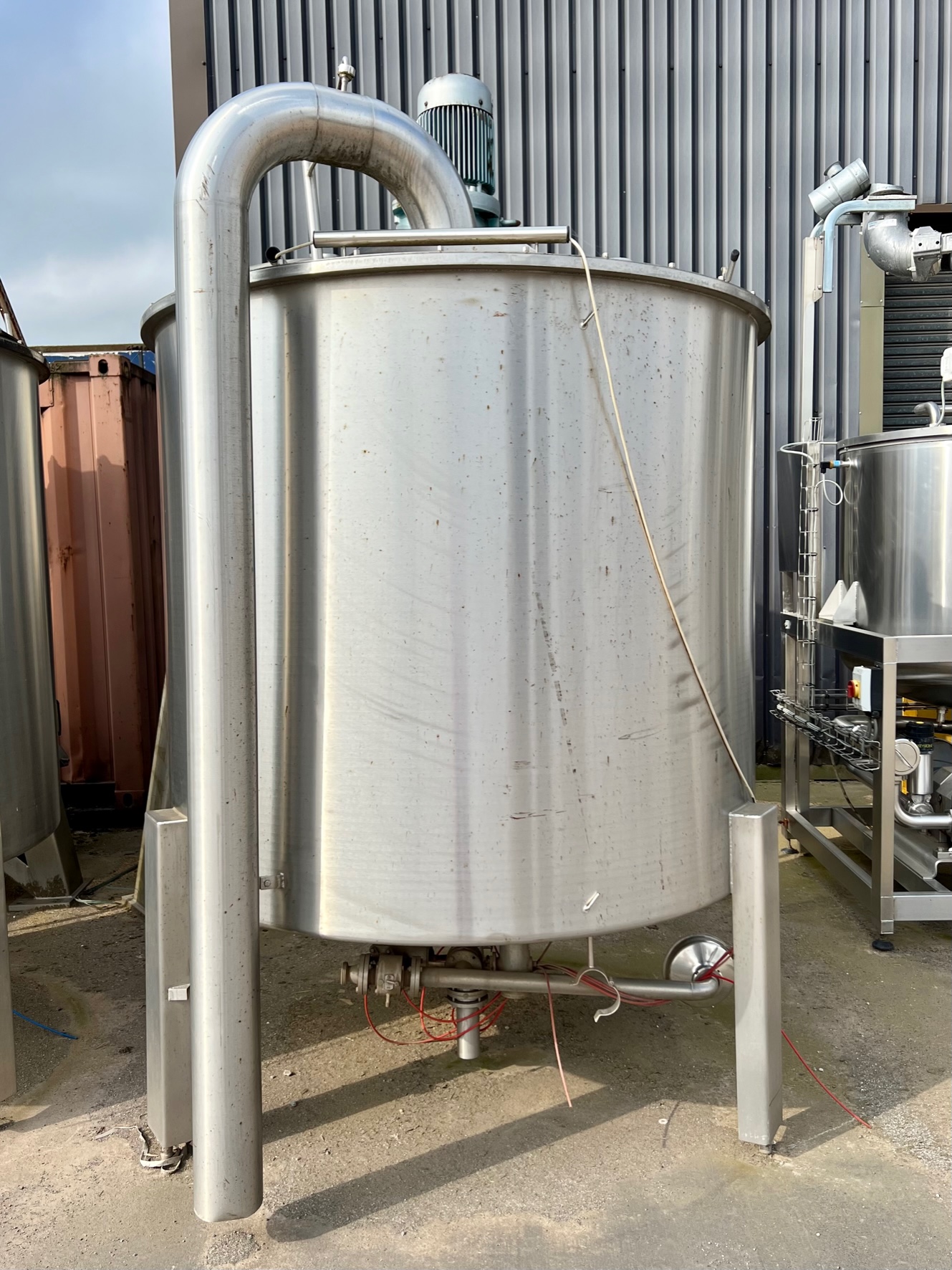 Used 3500 Litre / 770 Gallon GROSS Capacity Vertical Stainless Steel ...