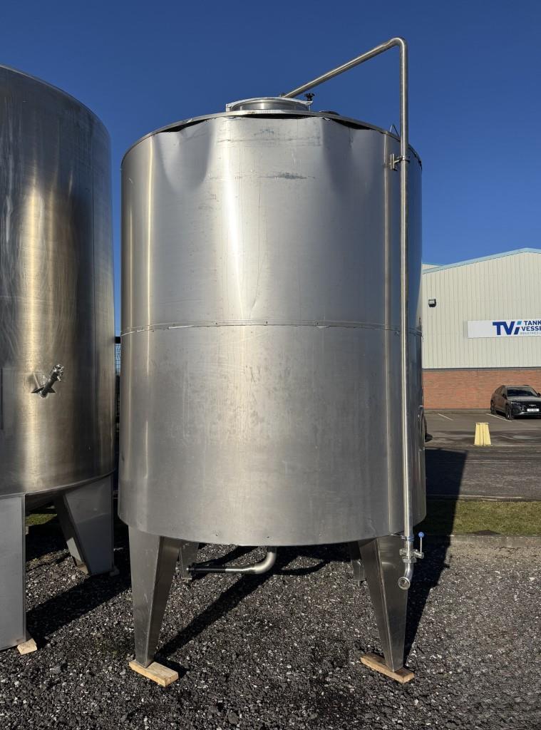 Used 10000 litre / 2200 Gallons Vertical Stainless Steel Insulated ...