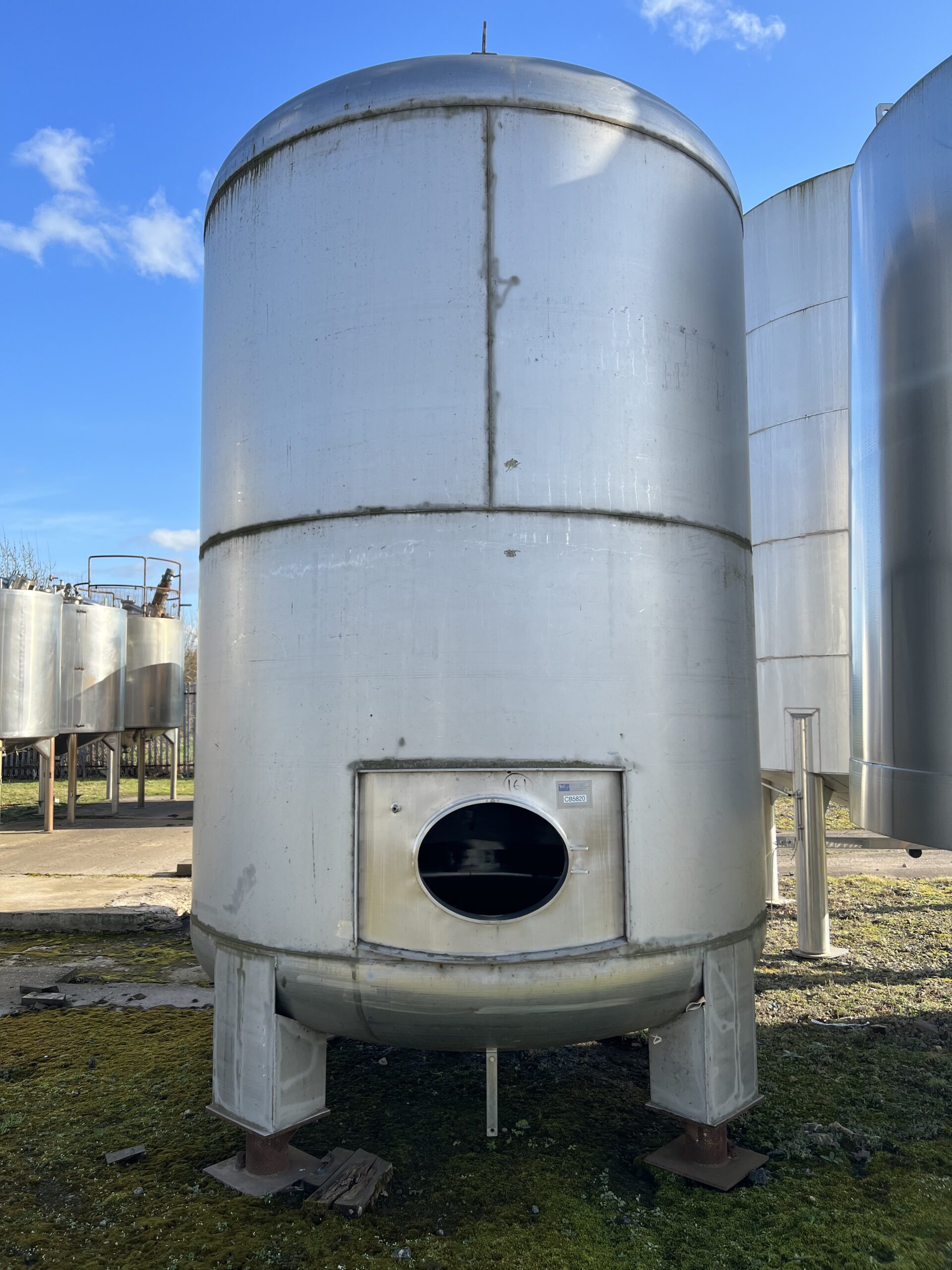 Used 20000 Litre / 4400 Gallon Stainless Steel Conditioning Tank ...