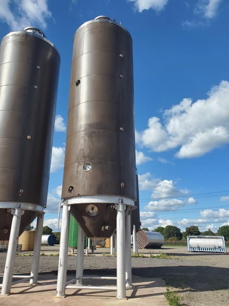 Used 49000 Litre / 10781 Gallon Gross Capacity , Vertical Stainless ...