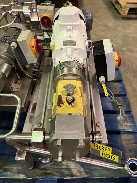 Used 1.1 kW JP Bi- Lobe Pump | Tanks and Vessels