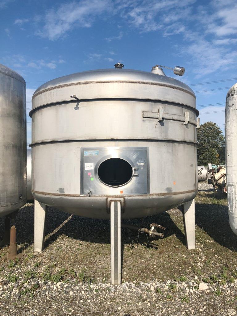Used 16900 Litre / 3718 Gallon Capacity Vertical Stainless Steel Tank ...