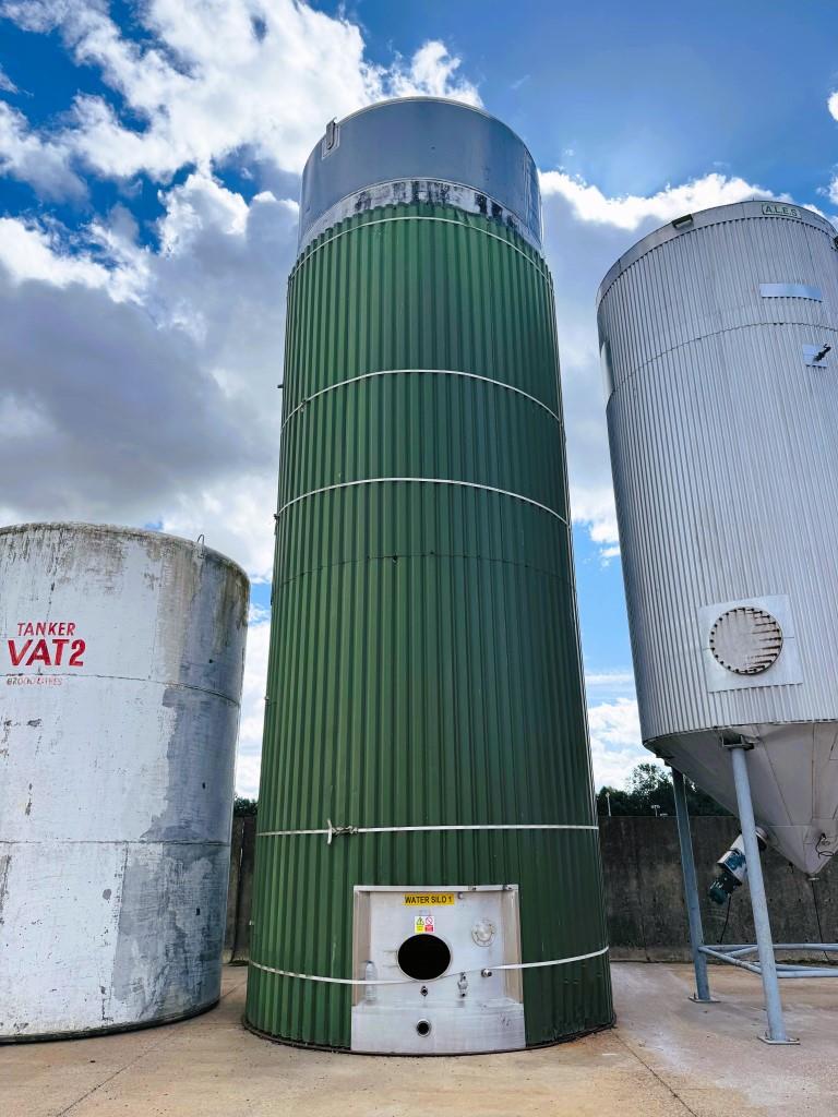 Used 1470000 Litre Vertical, Stainless Steel, Insulated And Clad Flat ...